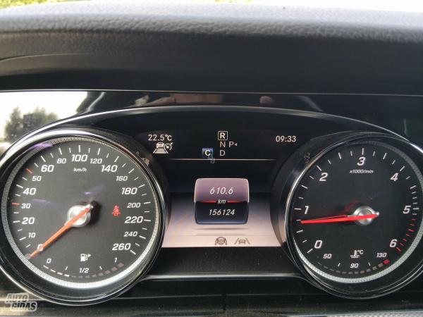 Balts Mercedes-Benz E 220 2020 Kaišiadorys, ar dzinēja tilpumu 1.90 L un nobraukumu 156 tūkst. km par 20990 €, foto 6 vietnē AUTOMOTO.COM.LV
