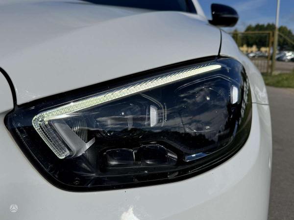 Balts Mercedes-Benz E 220 2021 Tauragė, ar dzinēja tilpumu 1.95 L un nobraukumu 330 tūkst. km par 17500 €, foto 9 vietnē AUTOMOTO.COM.LV