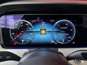 Белый Мерседес E 220 2021 в Таураге, объемом двигателя 1.95 л и пробегом 330 тыс. км за 17500 €, фото 38 на AUTOMOTO.COM.LV