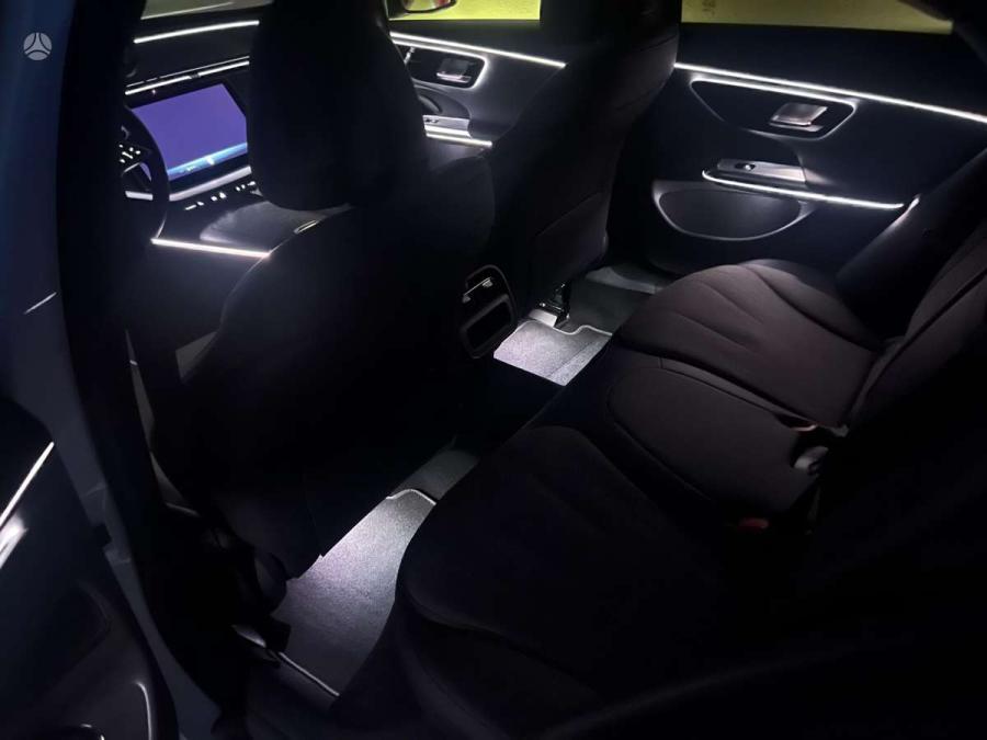 Белый Мерседес E 220 2023 в Каунас, объемом двигателя 1.99 л и пробегом 46 тыс. км за 22750 €, фото 33 на AUTOMOTO.COM.LV