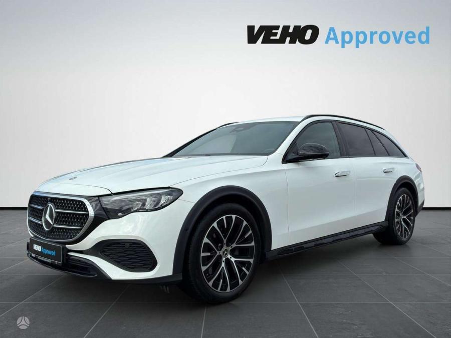 Белый Мерседес E 220 2025 в Каунас, объемом двигателя 1.99 л и пробегом 98 тыс. км за 56900 €, фото 1 на AUTOMOTO.COM.LV