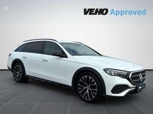 Белый Мерседес E 220 2025 в Каунас, объемом двигателя 1.99 л и пробегом 98 тыс. км за 56900 €, фото 7 на AUTOMOTO.COM.LV