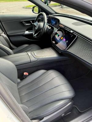 Белый Мерседес E 220 2025 в Каунас, объемом двигателя 1.99 л и пробегом 98 тыс. км за 56900 €, фото 16 на AUTOMOTO.COM.LV