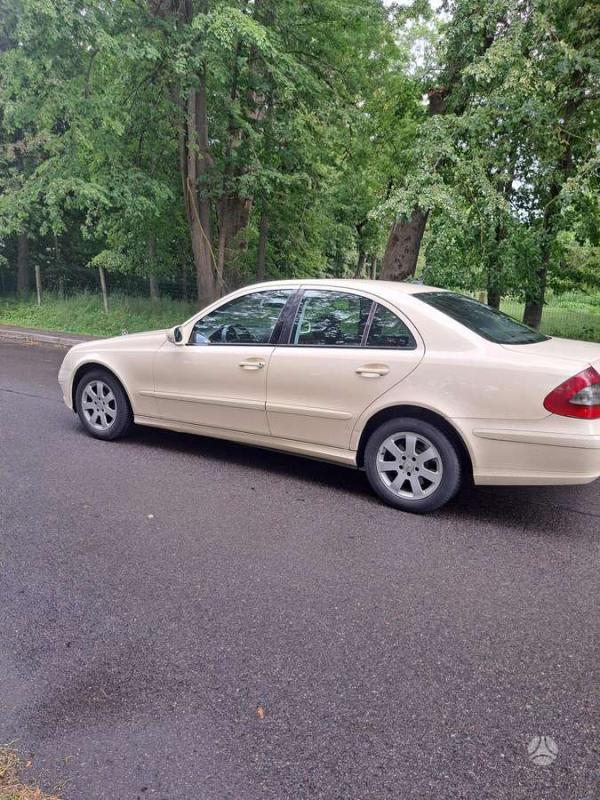 Dzeltens Mercedes-Benz E 220 2008 Kauņa, ar dzinēja tilpumu 2.20 L un nobraukumu 4 tūkst. km par 2600 €, foto 9 vietnē AUTOMOTO.COM.LV
