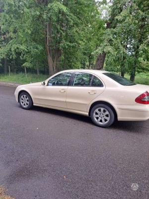 Yellow Mercedes-Benz E 220 2008 in Kaunas, with an engine capacity of 2.20 L and mileage of 4 thousand km for 2600 €, photo 10 on AUTOMOTO.COM.LV