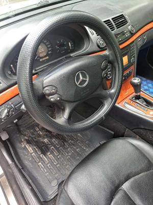 Yellow Mercedes-Benz E 220 2008 in Kaunas, with an engine capacity of 2.20 L and mileage of 4 thousand km for 2600 €, photo 14 on AUTOMOTO.COM.LV
