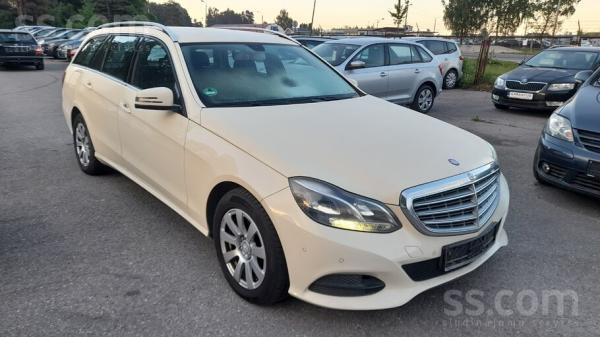 Dzeltens Mercedes-Benz E 220 2014 Rīga, ar dzinēja tilpumu 2.20 L un nobraukumu 0 tūkst. km par 5500 €, foto 3 vietnē AUTOMOTO.COM.LV
