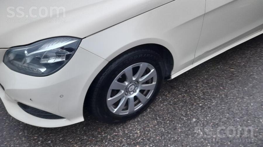 Dzeltens Mercedes-Benz E 220 2014 Rīga, ar dzinēja tilpumu 2.20 L un nobraukumu 0 tūkst. km par 5500 €, foto 6 vietnē AUTOMOTO.COM.LV