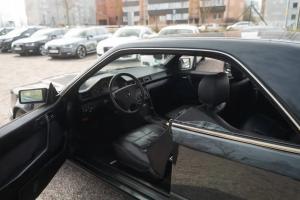 Melns Mercedes-Benz e-230 1988 Liepāja, ar dzinēja tilpumu 2.30 L un nobraukumu 386 tūkst. km par 7200 €, foto 11 vietnē AUTOMOTO.COM.LV