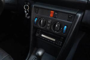 Melns Mercedes-Benz e-230 1988 Liepāja, ar dzinēja tilpumu 2.30 L un nobraukumu 386 tūkst. km par 7200 €, foto 25 vietnē AUTOMOTO.COM.LV