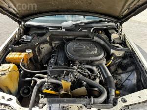 Brūns Mercedes-Benz e-230 1986 Saldus, ar dzinēja tilpumu 2.30 L un nobraukumu 267 tūkst. km par 3100 €, foto 7 vietnē AUTOMOTO.COM.LV