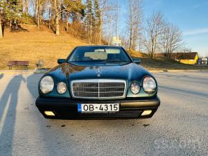 Зеленый Мерседес Е 230 1998 в Тукумс, объемом двигателя 2.30 л и пробегом 345 тыс. км за 1300 €, фото 3 на AUTOMOTO.COM.LV