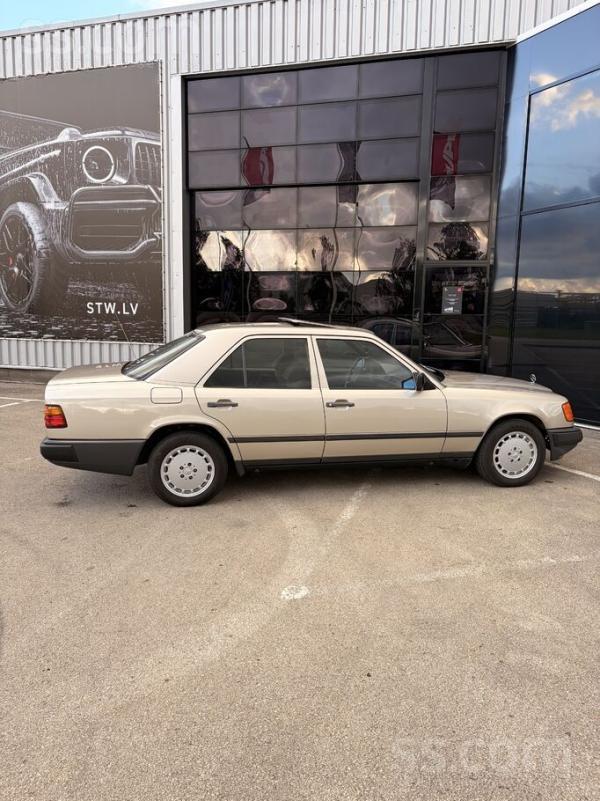 Pelēks Mercedes-Benz e-230 1988 Rīga, ar dzinēja tilpumu 2.30 L un nobraukumu 251 tūkst. km par 6900 €, foto 3 vietnē AUTOMOTO.COM.LV