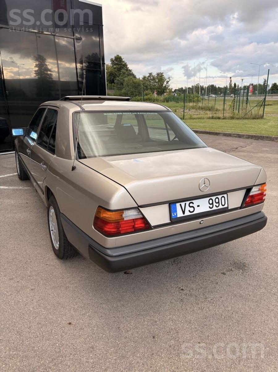 Pelēks Mercedes-Benz e-230 1988 Rīga, ar dzinēja tilpumu 2.30 L un nobraukumu 251 tūkst. km par 6900 €, foto 5 vietnē AUTOMOTO.COM.LV