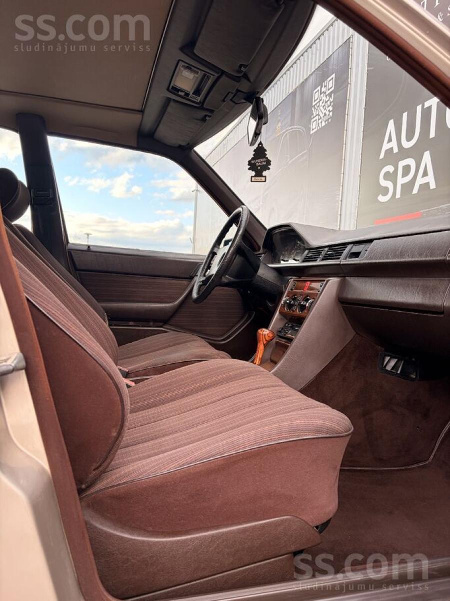 Pelēks Mercedes-Benz e-230 1988 Rīga, ar dzinēja tilpumu 2.30 L un nobraukumu 251 tūkst. km par 6900 €, foto 10 vietnē AUTOMOTO.COM.LV
