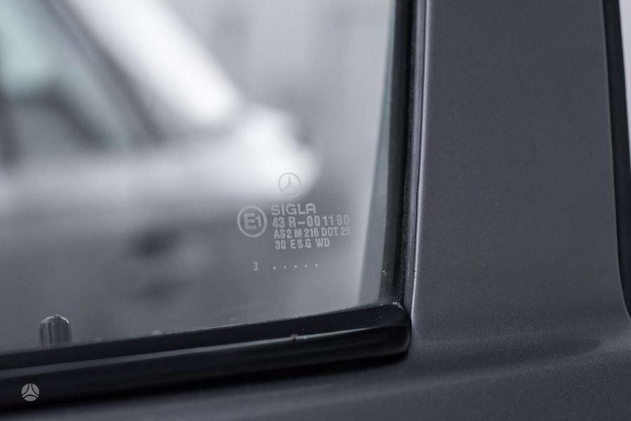 Pelēks Mercedes-Benz e-230 1991 Viļņa, ar dzinēja tilpumu 2.30 L un nobraukumu 168 tūkst. km par 7000 €, foto 38 vietnē AUTOMOTO.COM.LV