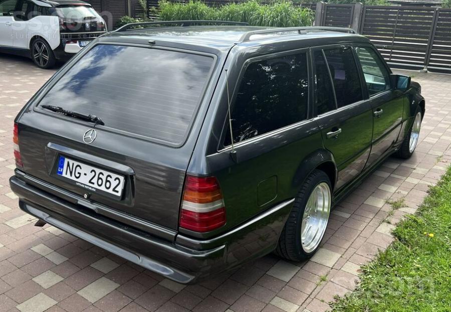 Pelēks Mercedes-Benz e-230 1990 Rīga, ar dzinēja tilpumu 2.30 L un nobraukumu 357 tūkst. km par 6700 €, foto 8 vietnē AUTOMOTO.COM.LV
