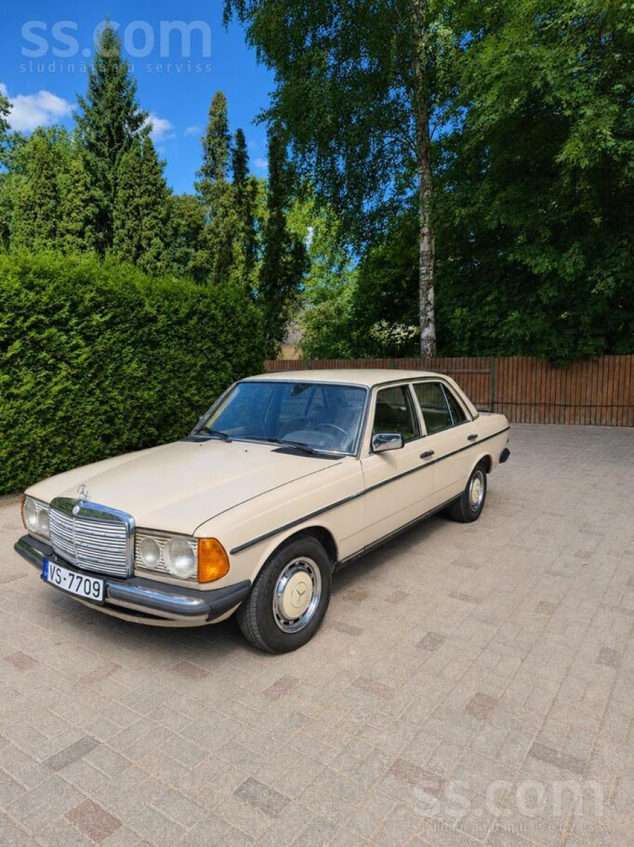 Мерседес Е 230 1982 в Рига, объемом двигателя 2.30 л и пробегом 158 тыс. км за 7800 €, фото 1 на AUTOMOTO.COM.LV