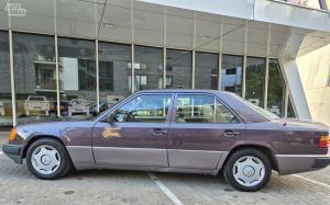 Mercedes-Benz e-230 1991 in Vilnius, with an engine capacity of 2.30 L and mileage of 189 thousand km for 2400 €, photo 6 on AUTOMOTO.COM.LV