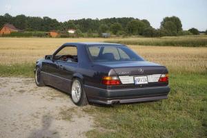 Violet Mercedes-Benz e-230 1991 in Klaipeda, with an engine capacity of 2.30 L and mileage of 230 thousand km for 4900 €, photo 5 on AUTOMOTO.COM.LV