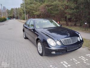 Черный Мерседес E 240 2002 в Клайпеда, объемом двигателя 2.40 л и пробегом 314 тыс. км за 2990 €, фото 4 на AUTOMOTO.COM.LV