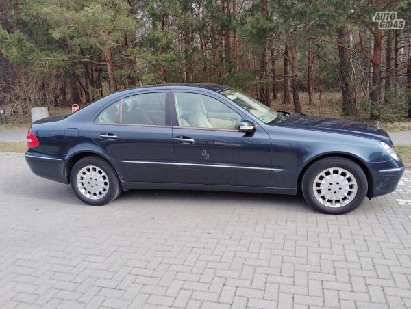 Черный Мерседес E 240 2002 в Клайпеда, объемом двигателя 2.40 л и пробегом 314 тыс. км за 2990 €, фото 5 на AUTOMOTO.COM.LV