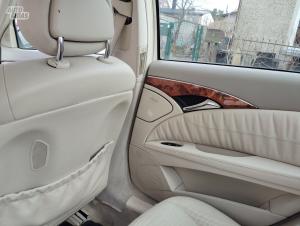 Черный Мерседес E 240 2002 в Клайпеда, объемом двигателя 2.40 л и пробегом 314 тыс. км за 2990 €, фото 12 на AUTOMOTO.COM.LV