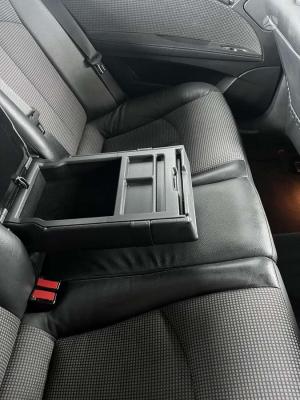Black Mercedes-Benz E 240 2002 in Kaunas, with an engine capacity of 2.60 L and mileage of 227 thousand km for 4200 €, photo 12 on AUTOMOTO.COM.LV