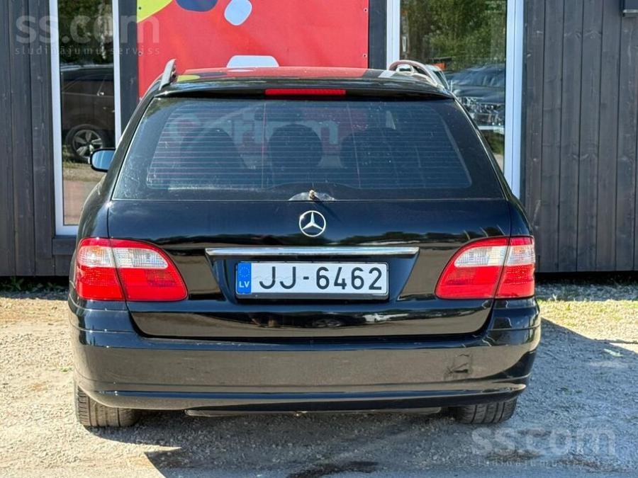 Melns Mercedes-Benz E 240 2004 Rīga, ar dzinēja tilpumu 2.60 L un nobraukumu 330 tūkst. km par 2700 €, foto 6 vietnē AUTOMOTO.COM.LV