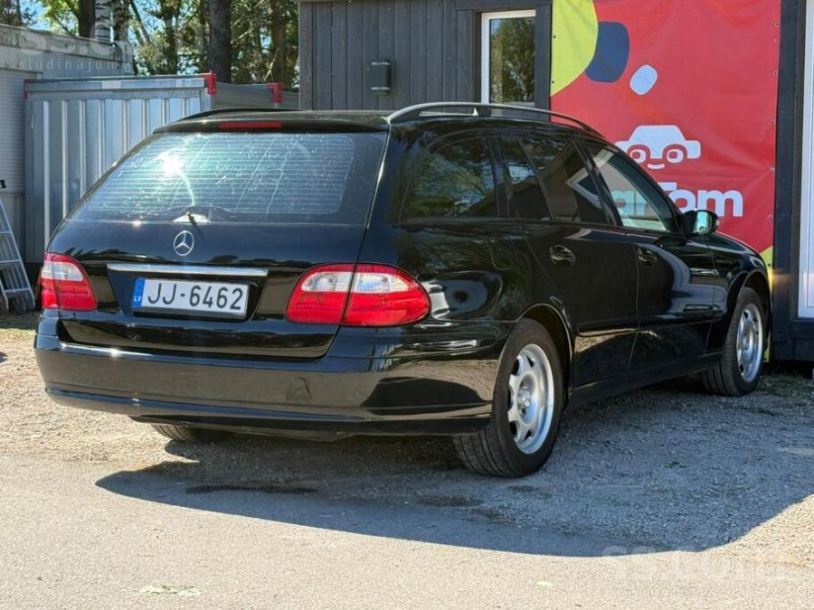 Melns Mercedes-Benz E 240 2004 Rīga, ar dzinēja tilpumu 2.60 L un nobraukumu 330 tūkst. km par 2700 €, foto 7 vietnē AUTOMOTO.COM.LV