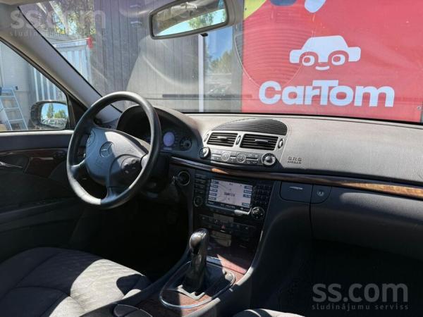 Melns Mercedes-Benz E 240 2004 Rīga, ar dzinēja tilpumu 2.60 L un nobraukumu 330 tūkst. km par 2700 €, foto 9 vietnē AUTOMOTO.COM.LV