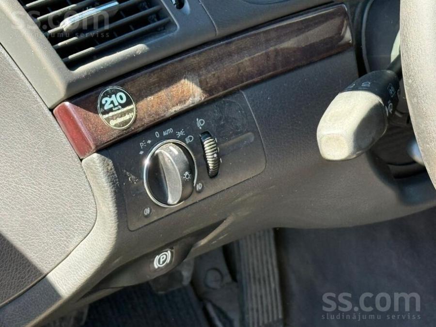 Melns Mercedes-Benz E 240 2004 Rīga, ar dzinēja tilpumu 2.60 L un nobraukumu 330 tūkst. km par 2700 €, foto 14 vietnē AUTOMOTO.COM.LV