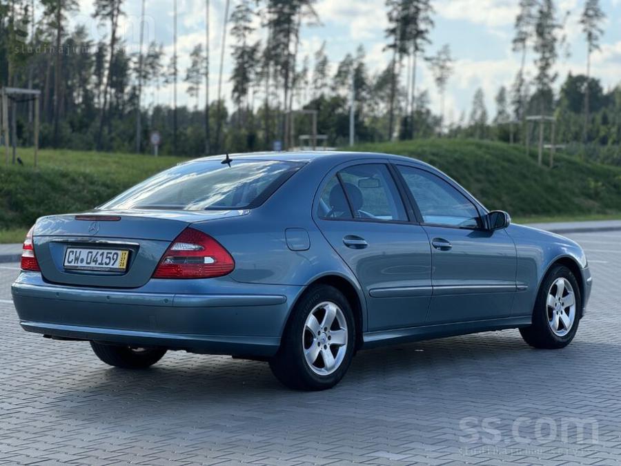 Синий Мерседес E 240 2002 в Валмиера, объемом двигателя 2.60 л и пробегом 0 тыс. км за 3690 €, фото 7 на AUTOMOTO.COM.LV