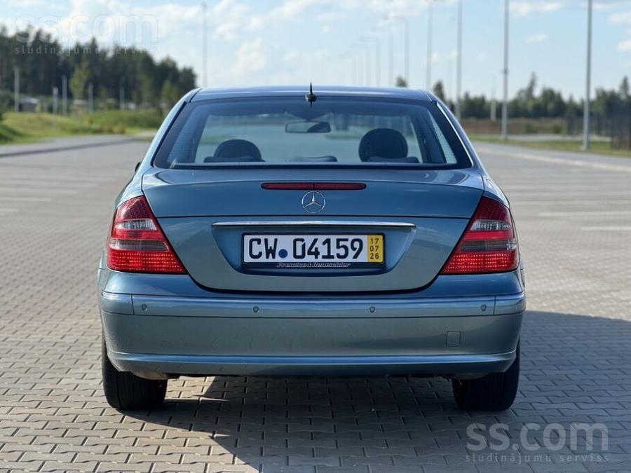 Синий Мерседес E 240 2002 в Валмиера, объемом двигателя 2.60 л и пробегом 0 тыс. км за 3690 €, фото 9 на AUTOMOTO.COM.LV