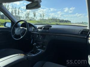 Синий Мерседес E 240 2002 в Валмиера, объемом двигателя 2.60 л и пробегом 0 тыс. км за 3690 €, фото 17 на AUTOMOTO.COM.LV