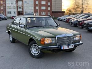 Green Mercedes-Benz E 240 1982 in Jelgava, with an engine capacity of 2.40 L and mileage of 0 thousand km for 4750 €, photo  on AUTOMOTO.COM.LV
