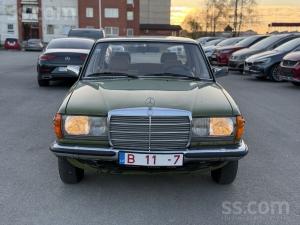 Zaļš Mercedes-Benz E 240 1982 Jelgava, ar dzinēja tilpumu 2.40 L un nobraukumu 0 tūkst. km par 4750 €, foto 7 vietnē AUTOMOTO.COM.LV