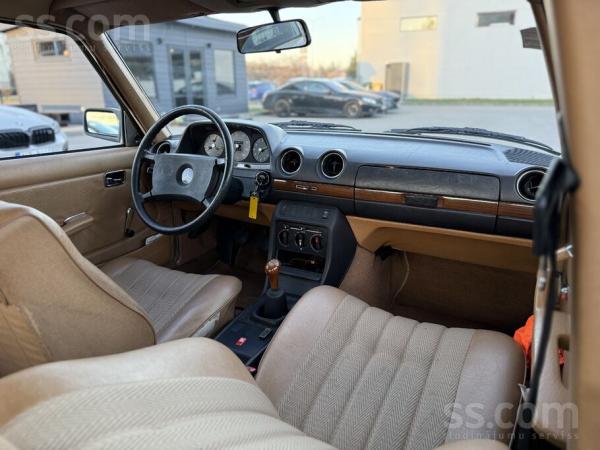 Green Mercedes-Benz E 240 1982 in Jelgava, with an engine capacity of 2.40 L and mileage of 0 thousand km for 4750 €, photo 10 on AUTOMOTO.COM.LV