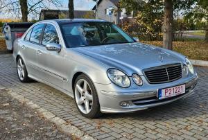 Pelēks Mercedes-Benz E 240 2002 Ariogala, ar dzinēja tilpumu 2.60 L un nobraukumu 232 tūkst. km par 4450 €, foto 5 vietnē AUTOMOTO.COM.LV