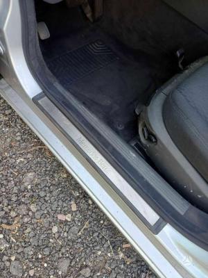 Pelēks Mercedes-Benz E 240 2002 Klaipėda, ar dzinēja tilpumu 2.60 L un nobraukumu 157 tūkst. km par 4200 €, foto 11 vietnē AUTOMOTO.COM.LV