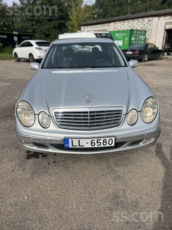 Pelēks Mercedes-Benz E 240 2002 Jūrmala, ar dzinēja tilpumu 2.40 L un nobraukumu 224 tūkst. km par 2350 €, foto 7 vietnē AUTOMOTO.COM.LV