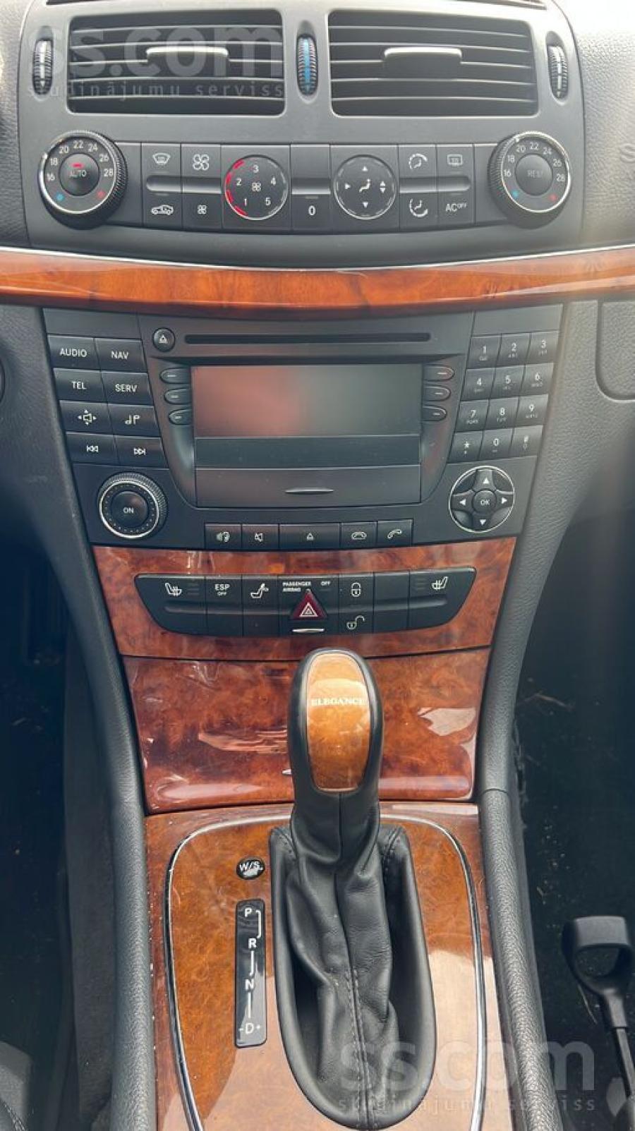 Pelēks Mercedes-Benz E 240 2002 Jūrmala, ar dzinēja tilpumu 2.40 L un nobraukumu 224 tūkst. km par 2350 €, foto 11 vietnē AUTOMOTO.COM.LV