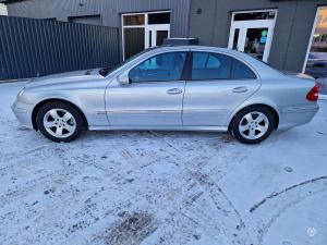 Pelēks Mercedes-Benz E 240 2003 Kauņa, ar dzinēja tilpumu 2.60 L un nobraukumu 194 tūkst. km par 4300 €, foto 7 vietnē AUTOMOTO.COM.LV
