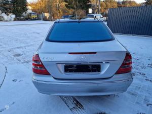 Pelēks Mercedes-Benz E 240 2003 Kauņa, ar dzinēja tilpumu 2.60 L un nobraukumu 194 tūkst. km par 4300 €, foto 10 vietnē AUTOMOTO.COM.LV