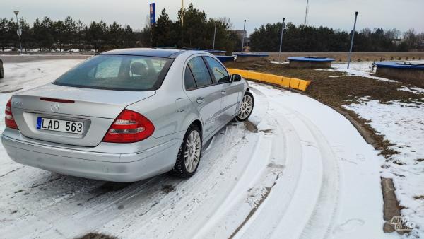Grey Mercedes-Benz E 240 2004 in Silale, with an engine capacity of 2.60 L and mileage of 263 thousand km for 3200 €, photo 5 on AUTOMOTO.COM.LV