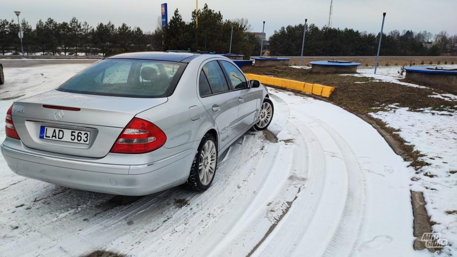 Grey Mercedes-Benz E 240 2004 in Silale, with an engine capacity of 2.60 L and mileage of 263 thousand km for 3200 €, photo 5 on AUTOMOTO.COM.LV