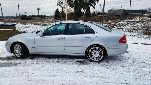 Grey Mercedes-Benz E 240 2004 in Silale, with an engine capacity of 2.60 L and mileage of 263 thousand km for 3200 €, photo 6 on AUTOMOTO.COM.LV