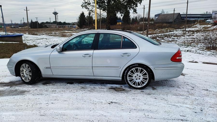 Grey Mercedes-Benz E 240 2004 in Silale, with an engine capacity of 2.60 L and mileage of 263 thousand km for 3200 €, photo 6 on AUTOMOTO.COM.LV