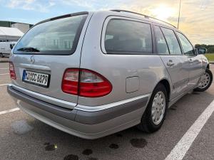 Серый Мерседес E 240 2002 в Пренай, объемом двигателя 2.60 л и пробегом 294 тыс. км за 2100 €, фото 10 на AUTOMOTO.COM.LV