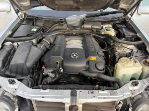 Серый Мерседес E 240 2002 в Пренай, объемом двигателя 2.60 л и пробегом 294 тыс. км за 2100 €, фото 18 на AUTOMOTO.COM.LV